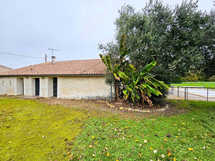 Maison 9 pièces à Rochefort, à vendre