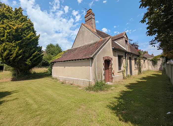 Maison 2 pièces à vendre à Belhomert-Guéhouville