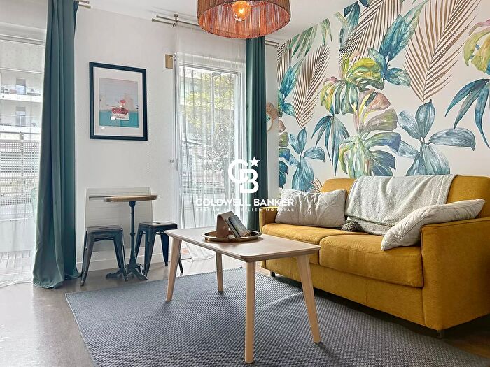 Appartement à vendre - La Rochelle, Centre-ville, Vieux-port, Marché - 1 pièce