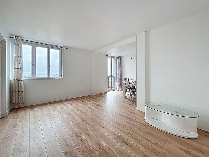 Appartement à vendre - Valenton - 5 pièces - 3 chambres