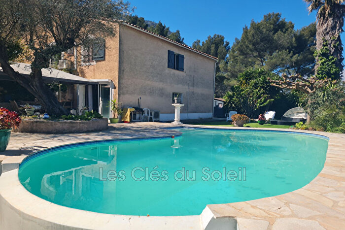 Toulon, Ubac, Dardennes, Barbasse, Mont Faron : Maison 7 pièces à vendre