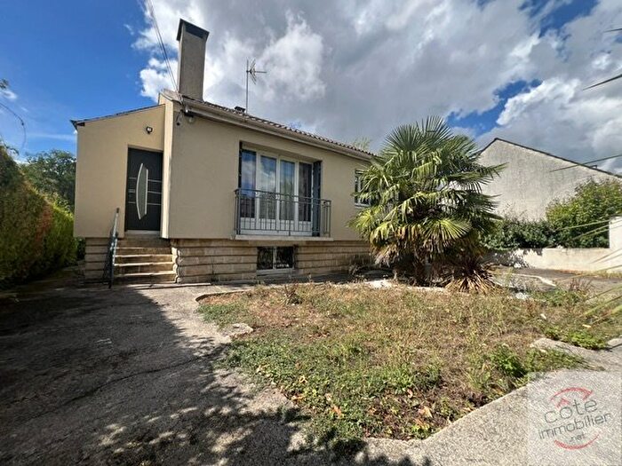 Maison 4 pièces à Roinville, à vendre