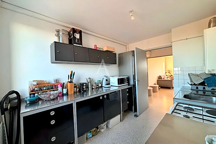 Appartement à louer - Vauvert - 3 pièces - 2 chambres