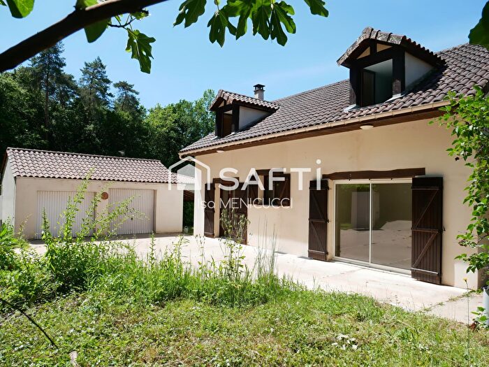 Agonac : Maison 7 pièces à vendre