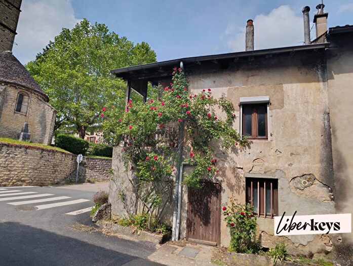 Farges-lès-Mâcon - Maison 4 pièces à vendre