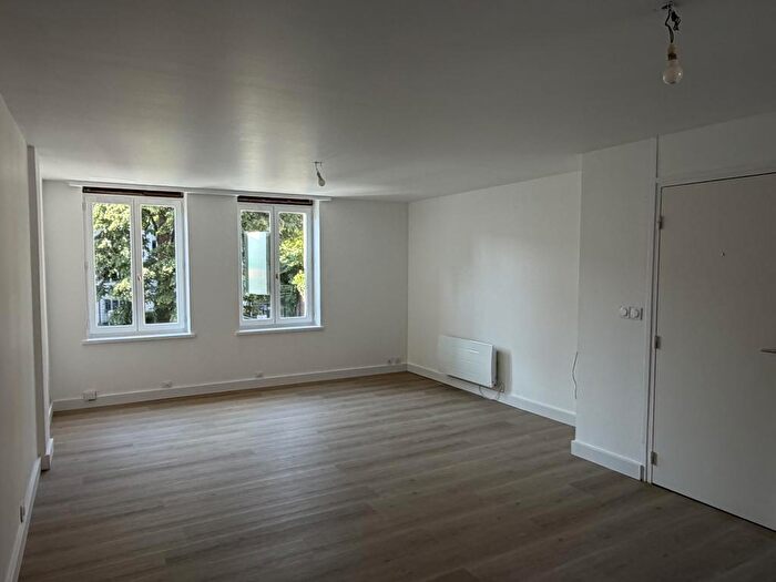 Appartement 4 pièces à louer à Lille, Saint-Maurice, Pellevoisin