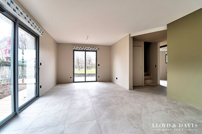 Maison à vendre - Aix-les-Bains, Est - 6 pièces - 4 chambres