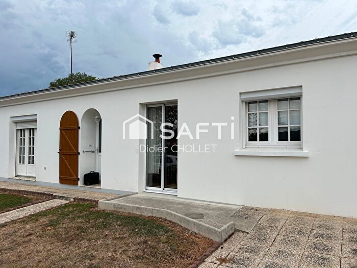 Challans, Centre-ville : Maison 3 pièces à vendre