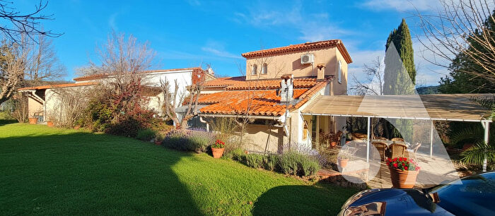 Maison à vendre - Salernes - 6 pièces - 3 chambres