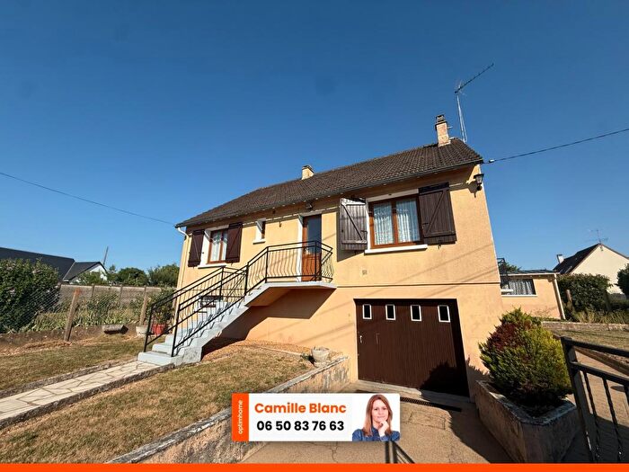 Maison 4 pièces à vendre - Mévoisins