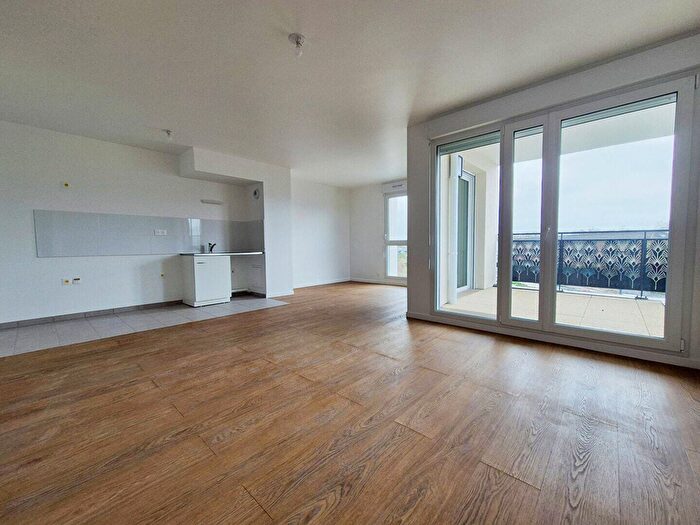 Appartement à louer - Melun - 3 pièces - 2 chambres