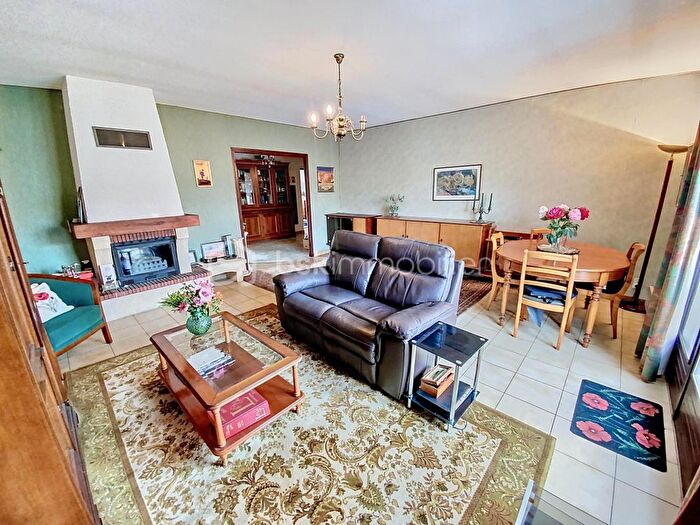 Maison à vendre - Agde, La Ville - 6 pièces - 4 chambres