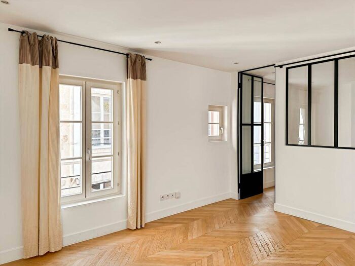 Appartement à louer - Martroi-Cathédrale, Orléans - 2 pièces - 1 chambre