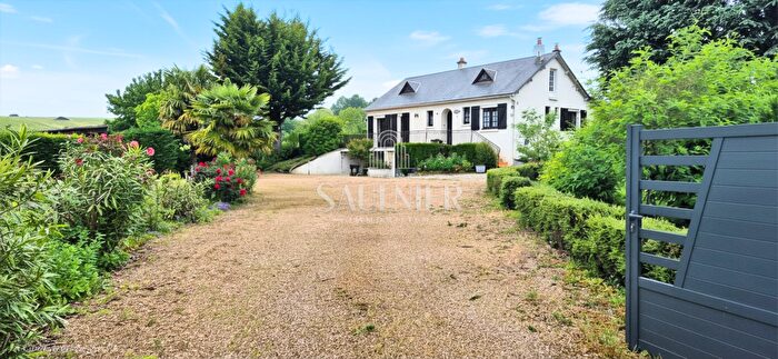 La Croix-en-Touraine : Maison 5 pièces à vendre