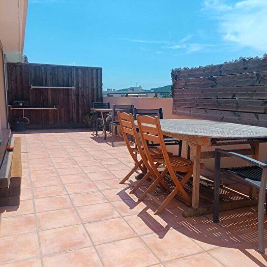 Appartement à louer - Cerisaie-Pont dAups-Sainte Cile-Beaussaret, Draguignan - 1 pièce