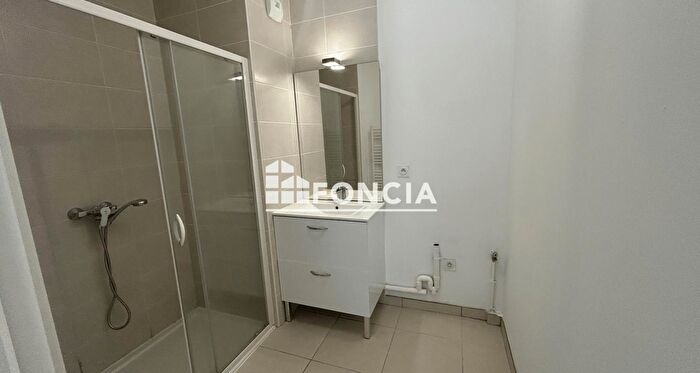 Appartement à vendre - Marseille e , Euroméditerranée - 4 pièces - 3 chambres