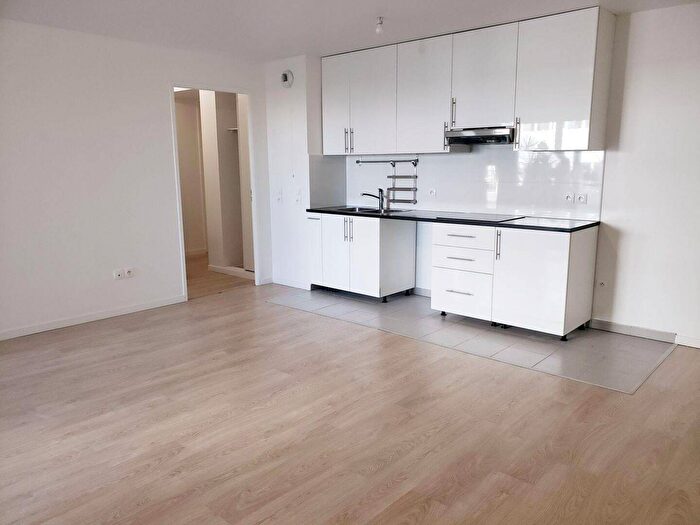 Appartement à louer - Asnières-sur-Seine - 3 pièces - 2 chambres