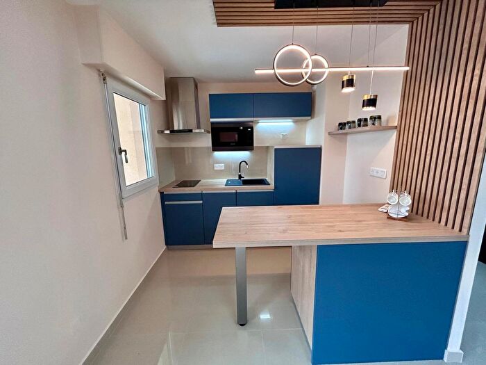 Appartement à vendre - Fréjus, Centre-ville - 3 pièces - 2 chambres