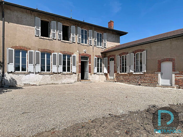 Maison 5 pièces à Sulignat, à vendre