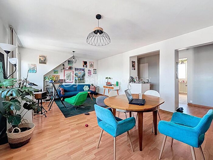 Appartement à vendre - Caen, Sainte-Thérèse, Demi-Lune - 4 pièces - 2 chambres