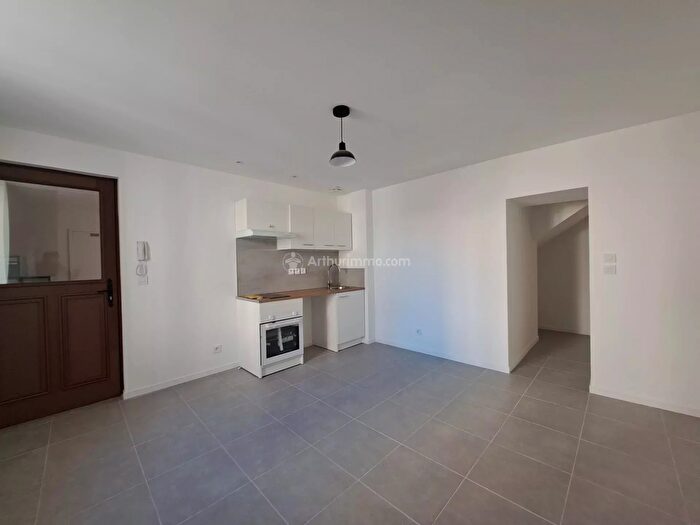 Appartement à louer - Carmaux - 2 pièces - 1 chambre