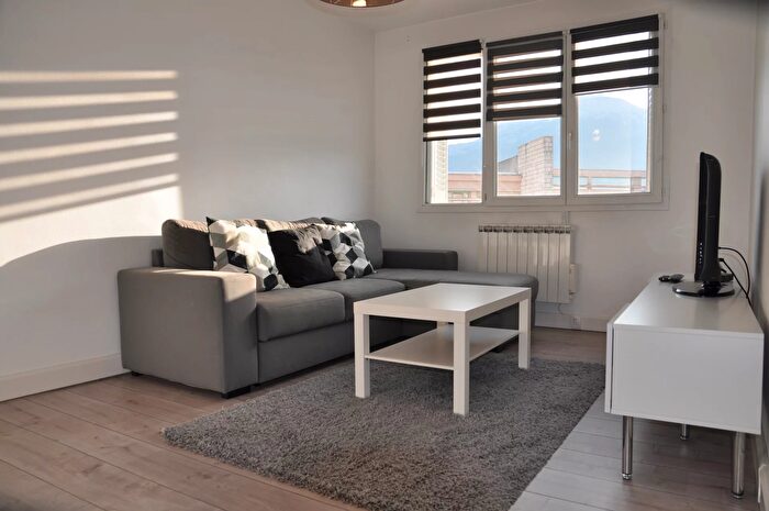 Appartement à vendre - Grenoble, La Capuche, Grands Boulevards - 3 pièces - 2 chambres