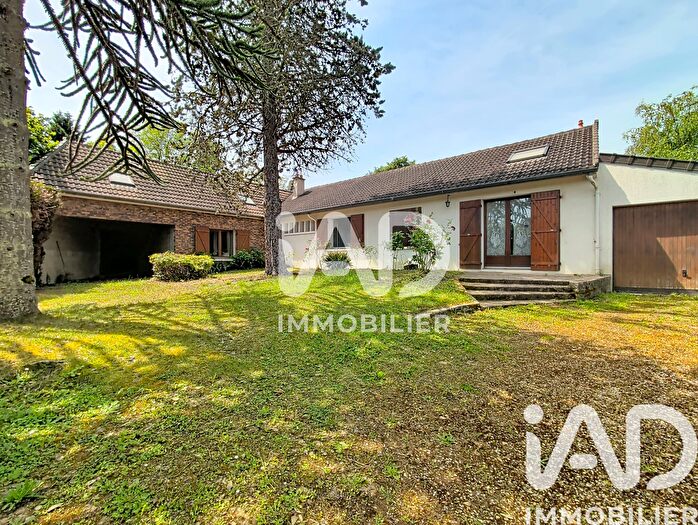 Boissise-le-Roi - Maison 8 pièces à vendre