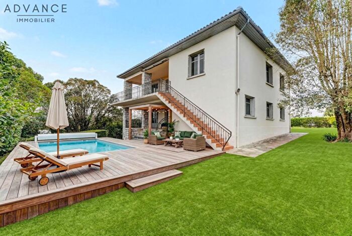 Maison à vendre - Mons - 8 pièces - 6 chambres