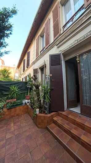 Maisons-Alfort, Alfort : Maison 2 pièces à vendre