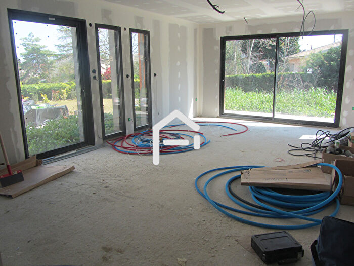 Maison à vendre - Saint-Geniès-Bellevue - 5 pièces - 4 chambres