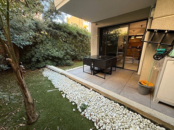 Appartement à vendre - Cannes, Californie Pezou - 2 pièces - 1 chambre