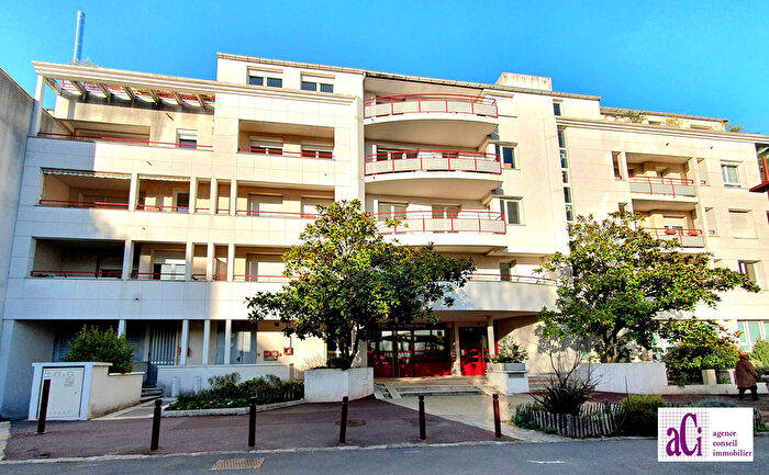 Appartement à vendre - Cachan, Centre-ville - 3 pièces - 2 chambres