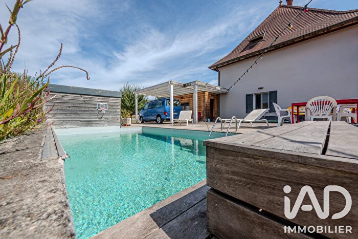 Maison 6 pièces à Montferrat, à vendre