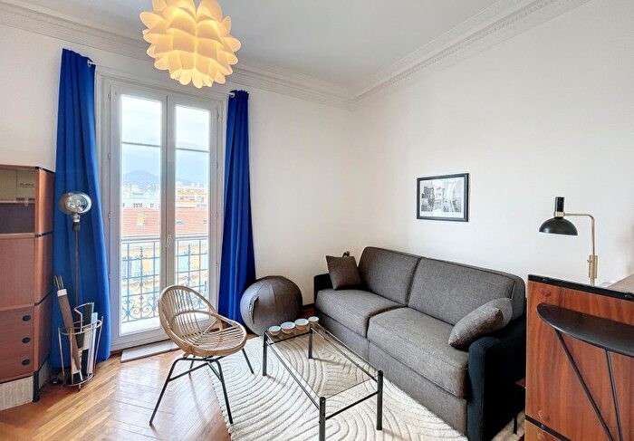 Appartement à louer - Nice, Thiers, Musicien - 1 pièce