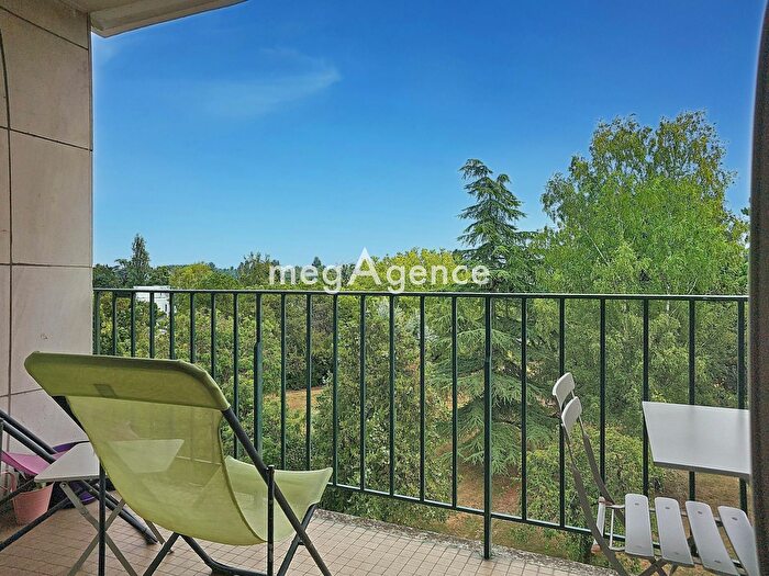 Chatou, Est : Appartement 5 pièces à vendre