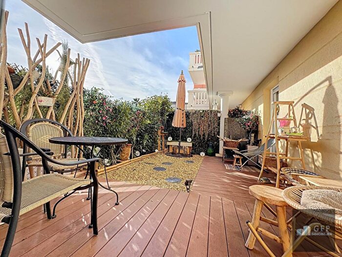 Appartement à vendre - Bormes-les-Mimosas, Fontêtes, Bastide Neuve, Patelin - 3 pièces - 2 chambres