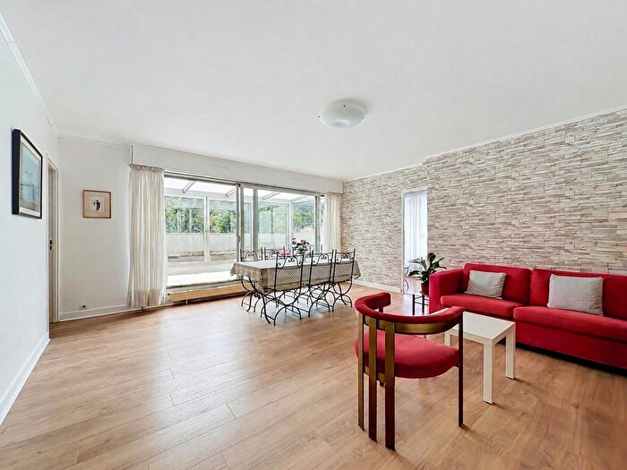 Appartement 4 pièces à Nanterre, Centre-ville, à vendre