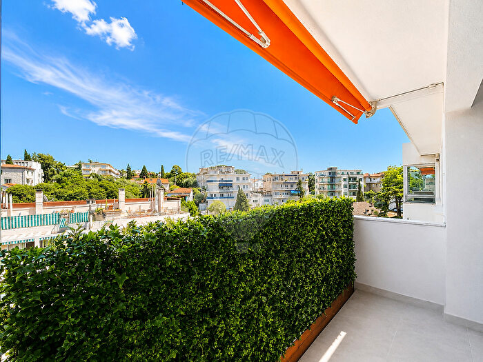 Nice, Valrose : Appartement 3 pièces à vendre