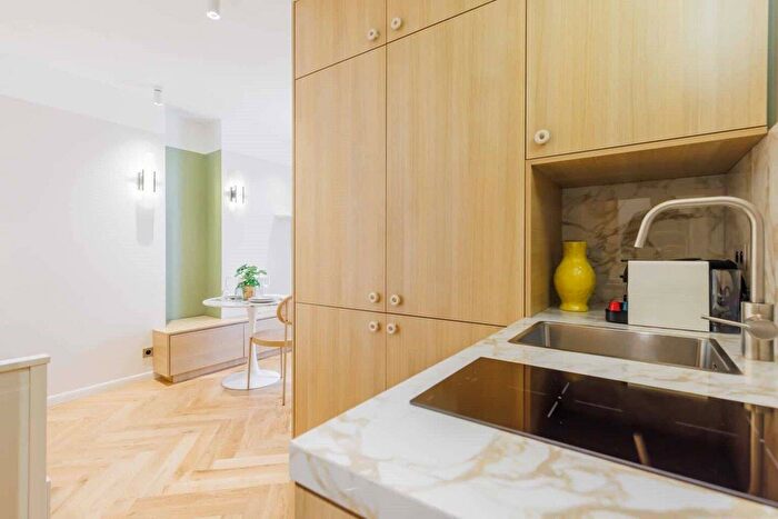 Appartement à louer - Clignancourt-Jules Joffrin, Paris ème arrondissement - 1 pièce