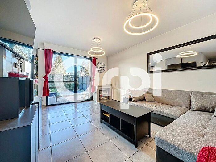 Appartement à louer - Étrembières - 2 pièces - 1 chambre