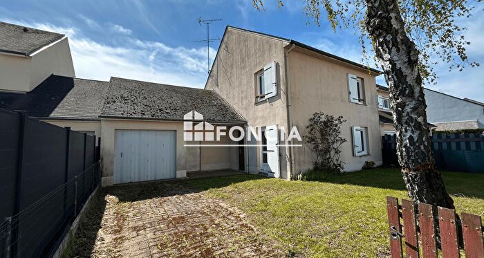 Maison à vendre - Sully-sur-Loire - 6 pièces - 5 chambres