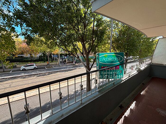 Appartement à louer - Gorbella, Nice - 3 pièces - 2 chambres