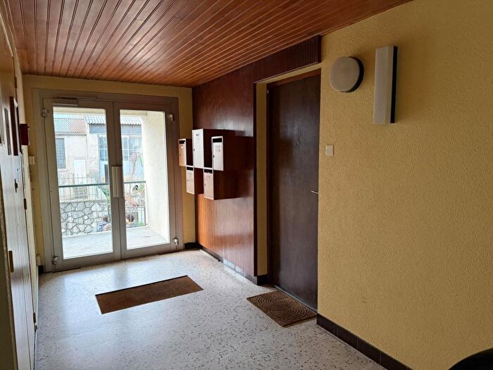 Appartement à vendre - Alès, Centre-ville - 3 pièces - 1 chambre