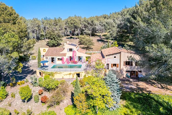 Maison 11 pièces à Bouc-Bel-Air, Violési, Porte Rouge, Les Chabauds, Montaury, à vendre