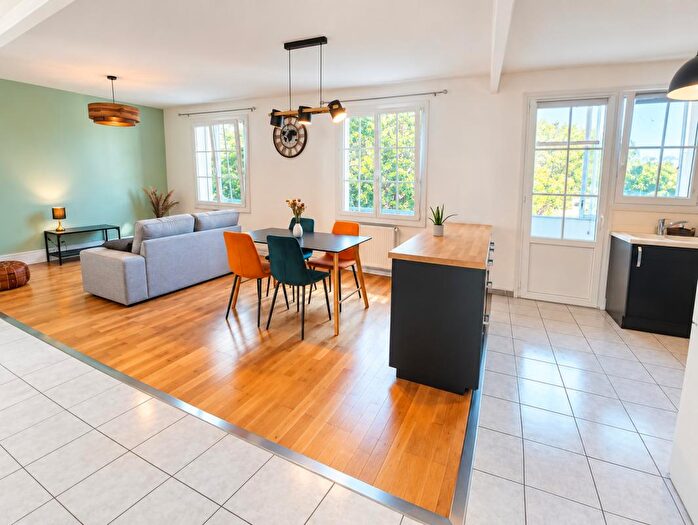 Villeurbanne, Ferrandière, Maisons Neuves : Appartement 3 pièces à louer