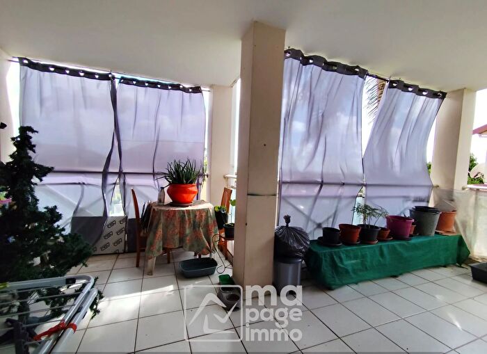 Appartement à vendre - Fort-de-France - 3 pièces - 2 chambres