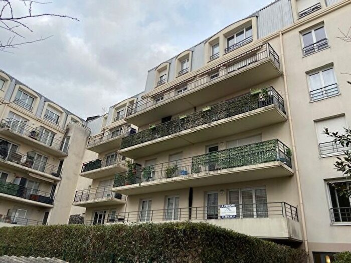 Appartement à vendre - Drancy, Le Petit Drancy - 3 pièces - 2 chambres