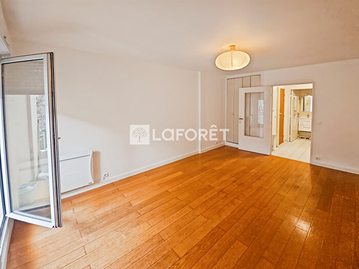 Appartement à louer - Paris e , Jean Moulin, Porte dOrléans - 1 pièce