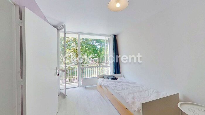 Clairieres-Chateaux-Zone Agricole, Cergy : Appartement 5 pièces à louer