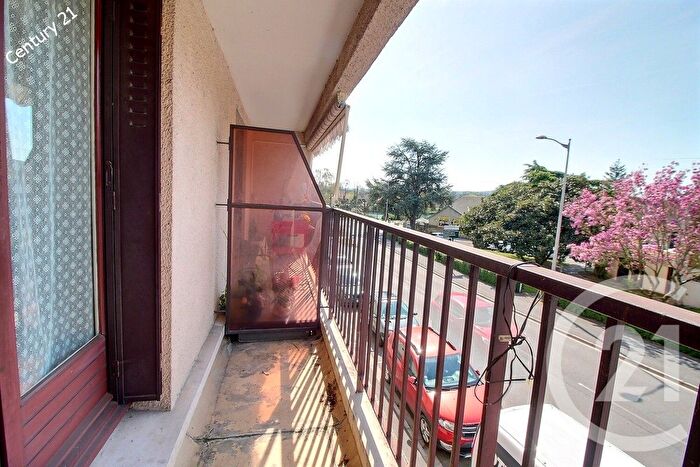 Appartement à vendre - Château-Thierry, Centre-ville - 2 pièces - 1 chambre